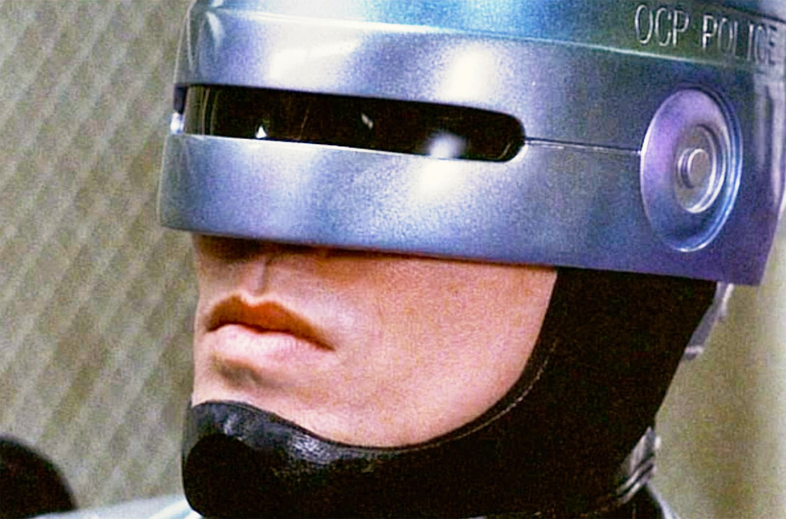 toyhaven: What color was RoboCop in the original 1987 film? Let's take ...