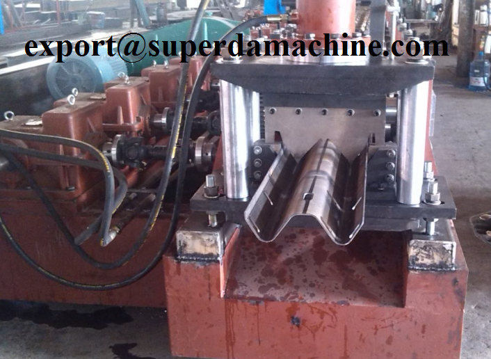 What is guardrail roll forming machine