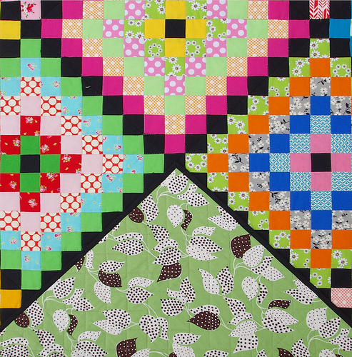 Red Pepper Quilts: Philadelphia Pavement Quilt - A Finished Quilt