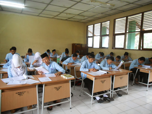 SMKN 24 Jakarta Gandeng Kampus Pertiwi Untuk Tes TOEIC ~ Kampus Pertiwi