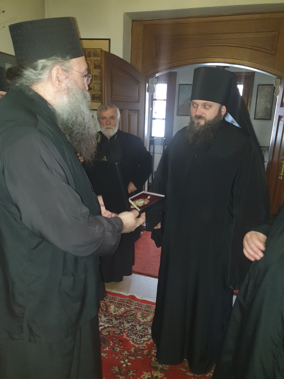 ΑΓΩΝΑΣ ΑΓΩΝΙΖΟΜΕΝΩΝ ΟΡΘΟΔΟΞΩΝ ΧΡΙΣΤΙΑΝΩΝ: Σκάνδαλο! Το Άγιο Όρος ...