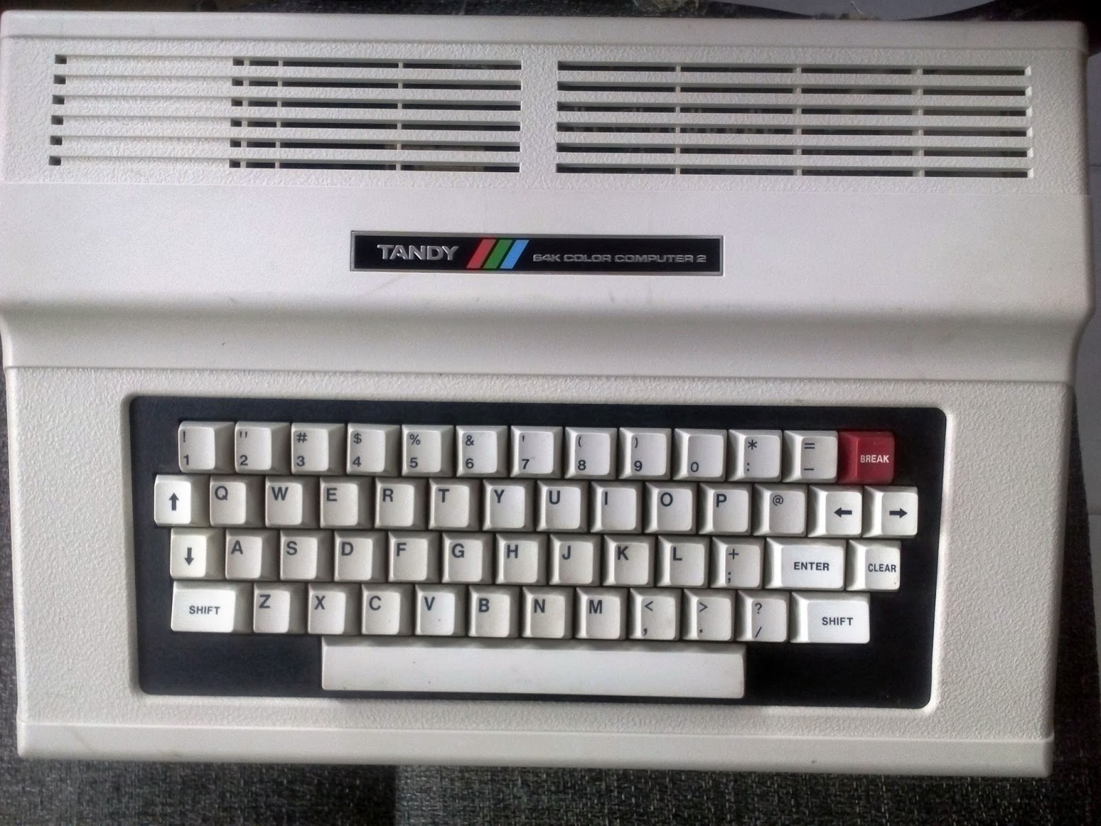 Retro-Computación y otras cosas que hago: Color computer 2 Mod: 26-3127B