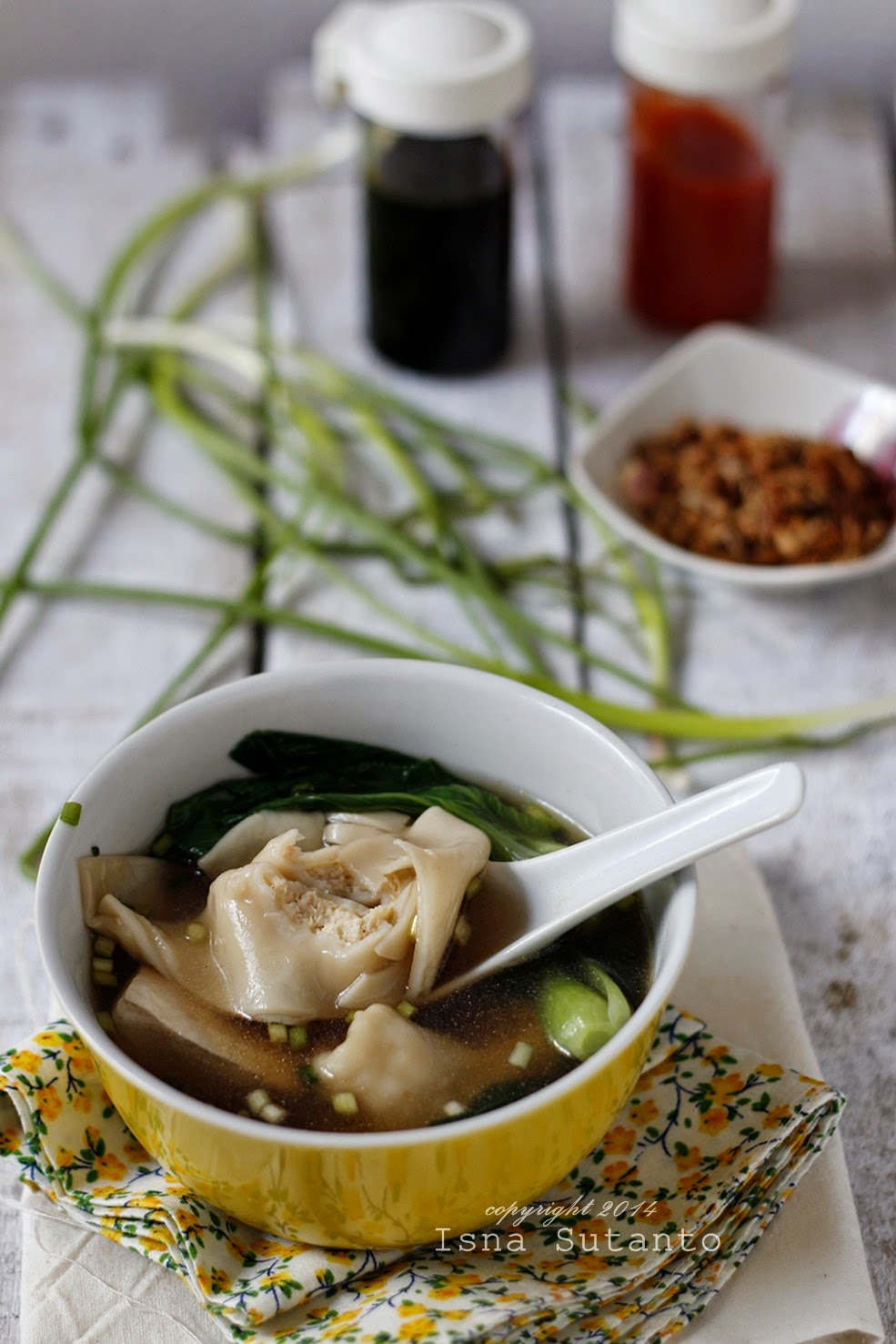 Coba-Coba Yuk.....: WONTON SOUP/PANGSIT REBUS