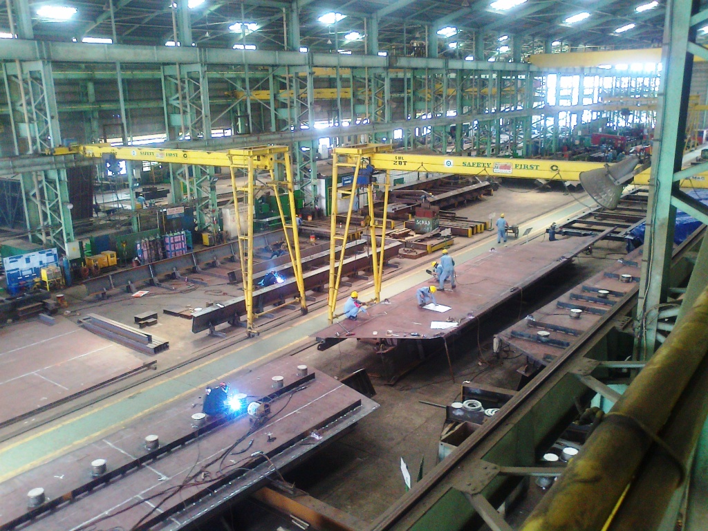 Maheswari Andini - Yellow Lime