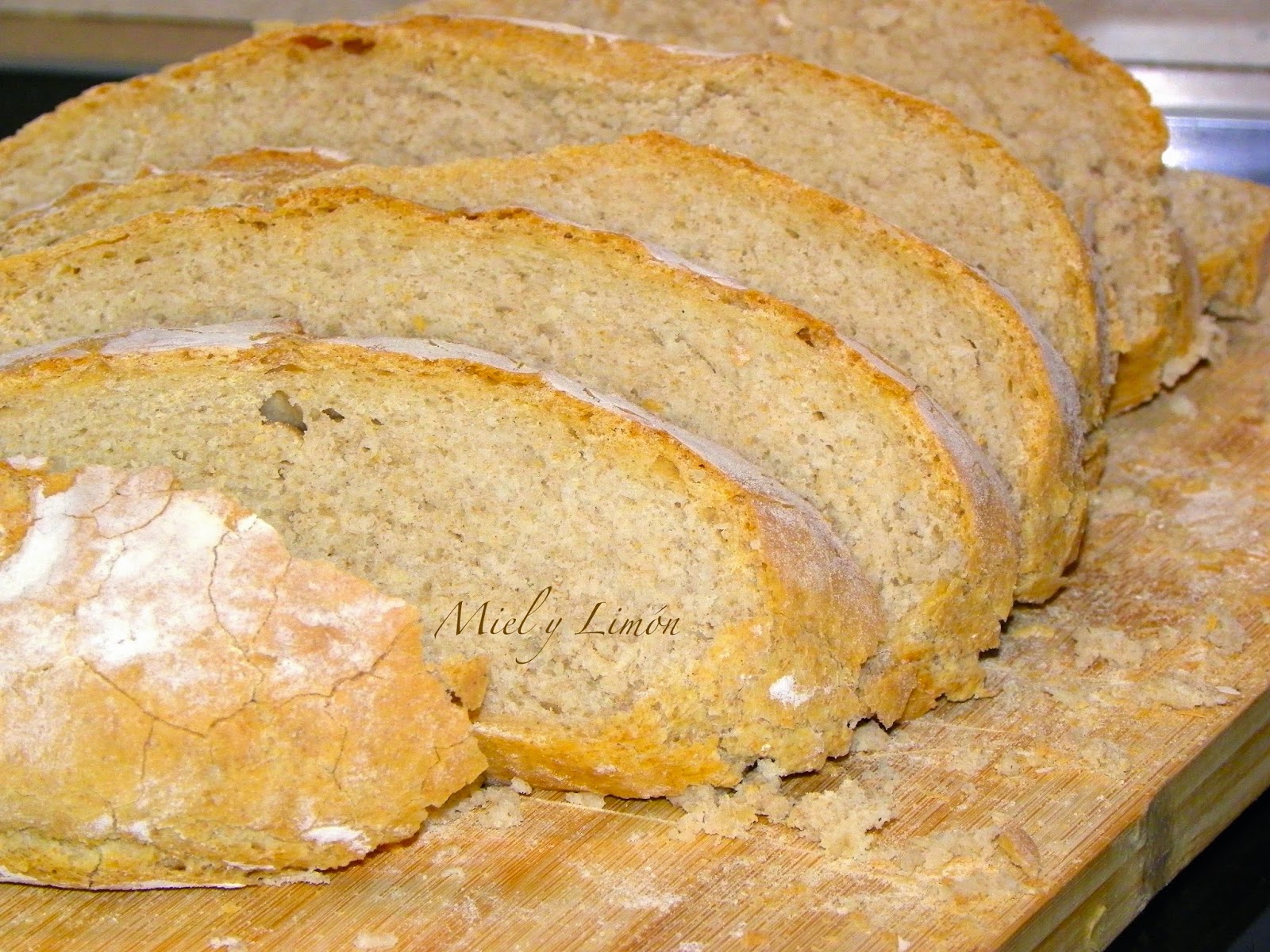 Miel y Limón Recetas: PAN MORENO Mallorquín con Harina de Xeixa (Pa ...