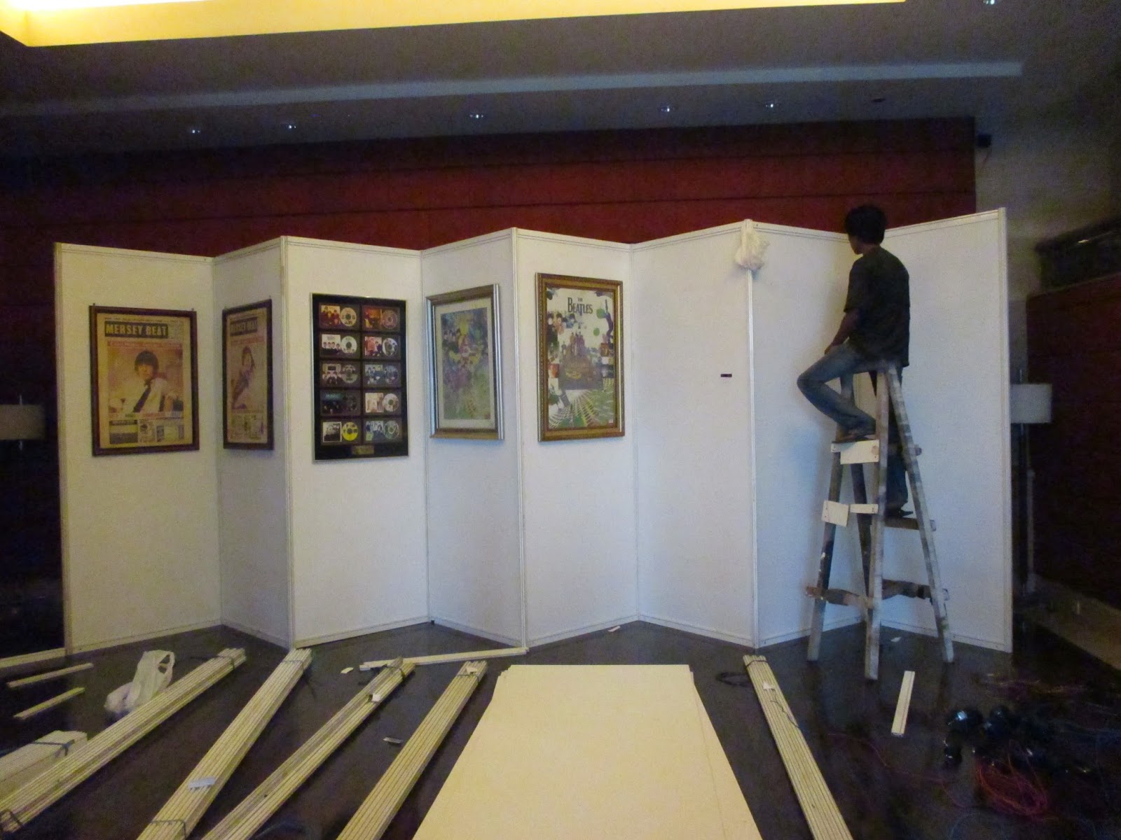 rental partisi pameran stand R8 murah ~ partisi pameran, peralatan ...