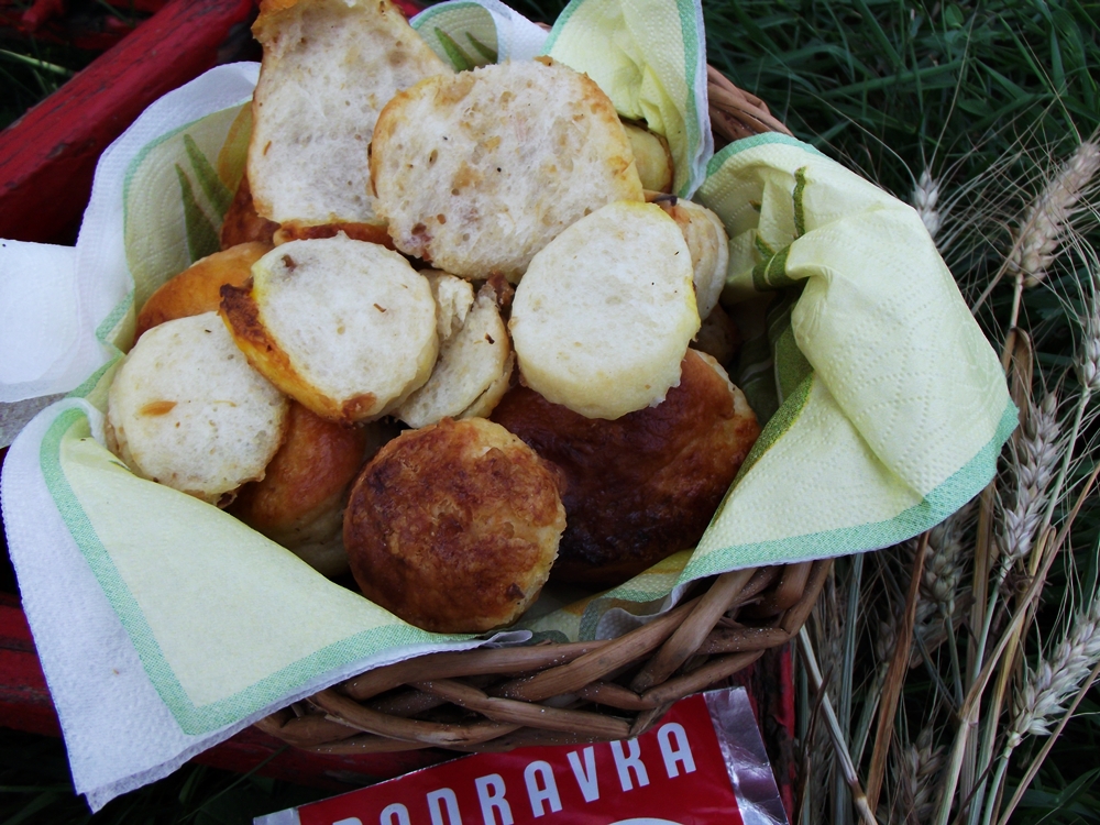 Pogacele cu jumari - CAIETUL CU RETETE