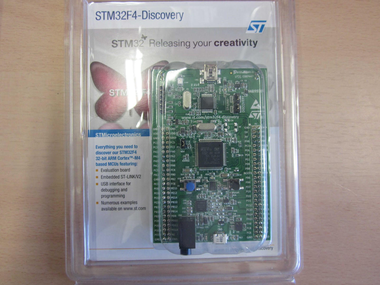 怖いものなんてない!!: STM32F4-Discoveryを買いました. 怖いものなんてない!!: STM32F4-Discoveryを買いました.