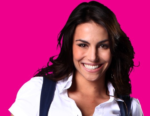 Rebeldes: Carla Ferrer (Mel Frockowiak)