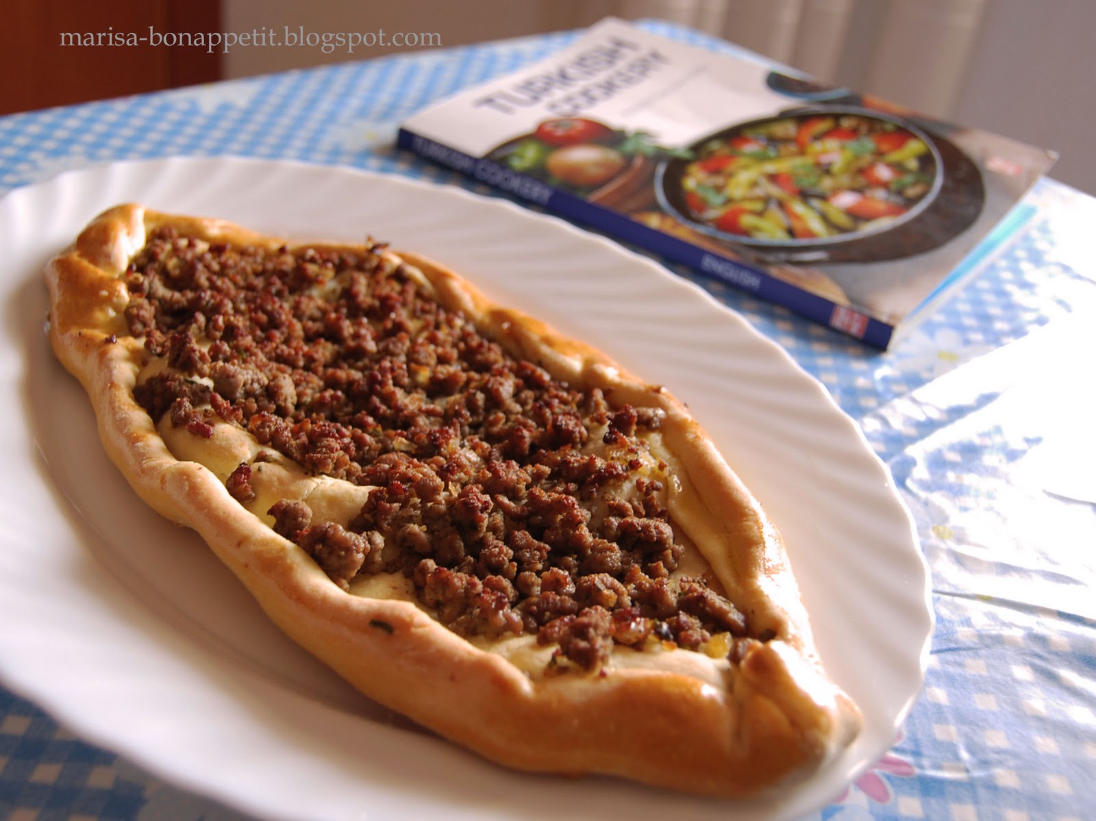 Bon Appétit: KIYMALI PIDE O PIZZA TURCA DE CARN