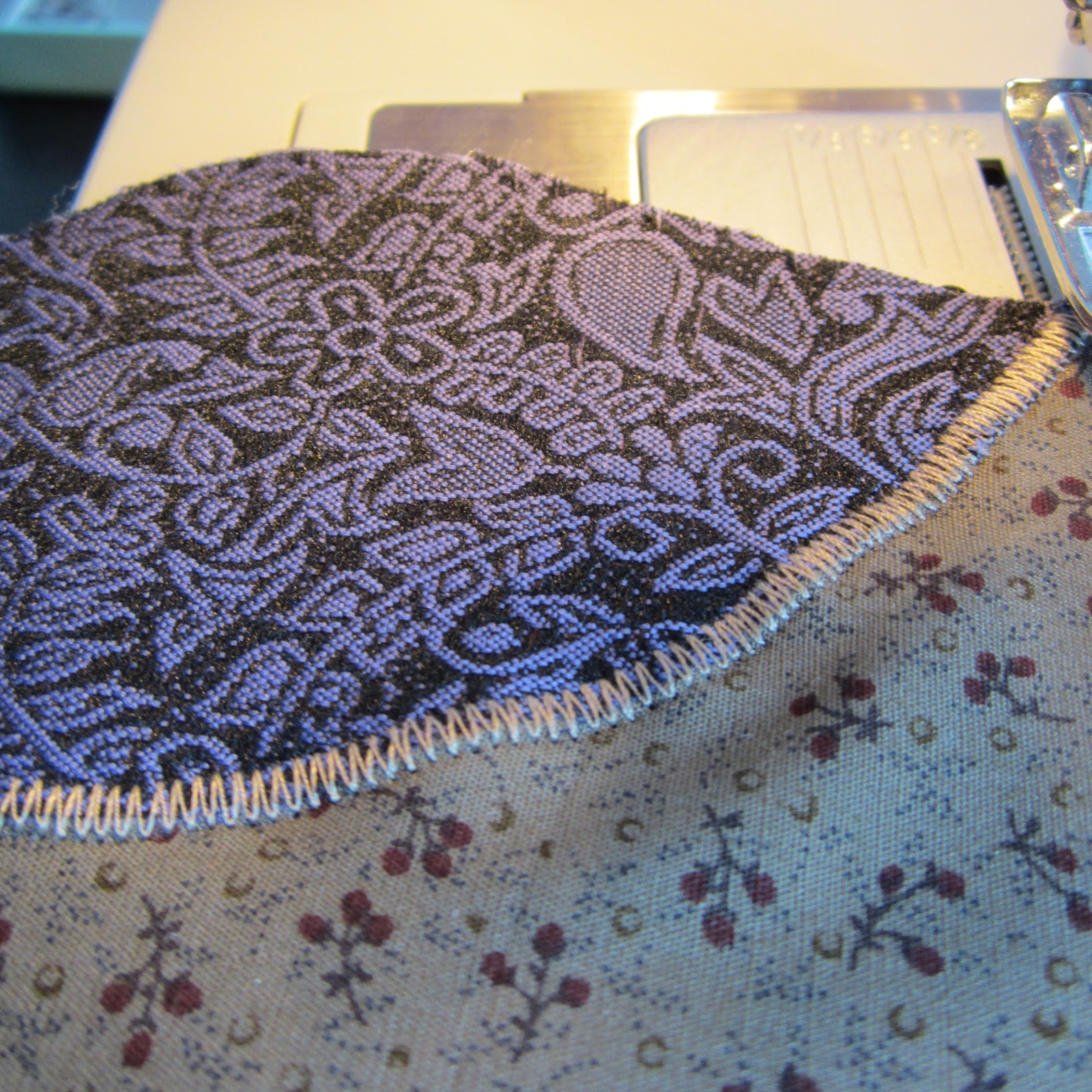 handmaidbyhelenhedding