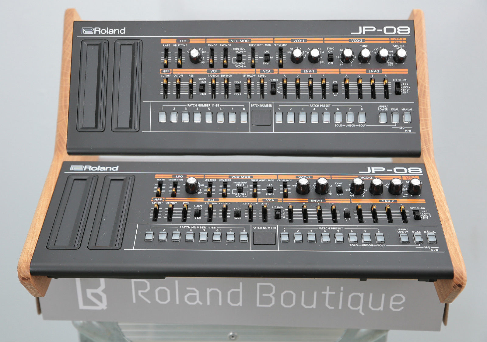 MATRIXSYNTH: SOLID OAK DUAL ROLAND BOUTIQUE TIER STAND