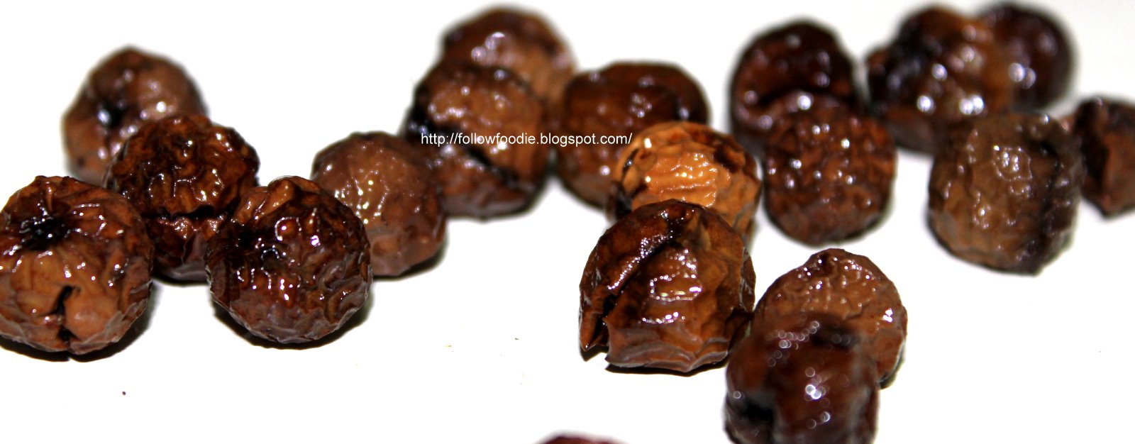 Follow foodie: Sun dried Turkey berry / Sundaikkai Vathal