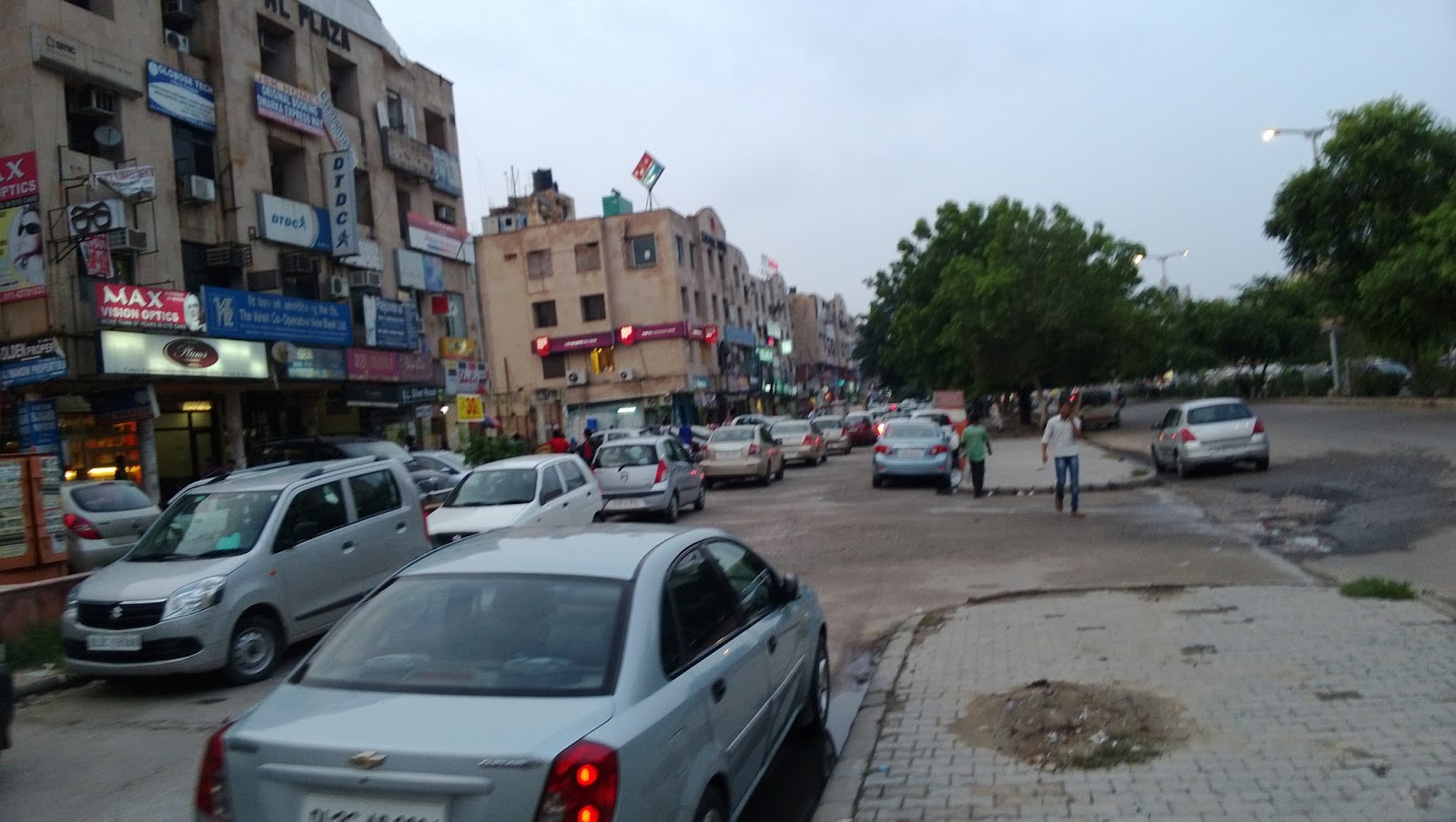 Pictures and Stories: Dwarka, Sector 12 Market, Delhi