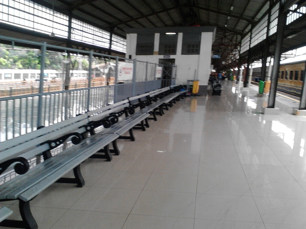 Naik Angkot Apa Ya Dari Luar Kota? mau Belanja ke Pasar Tanah Abang