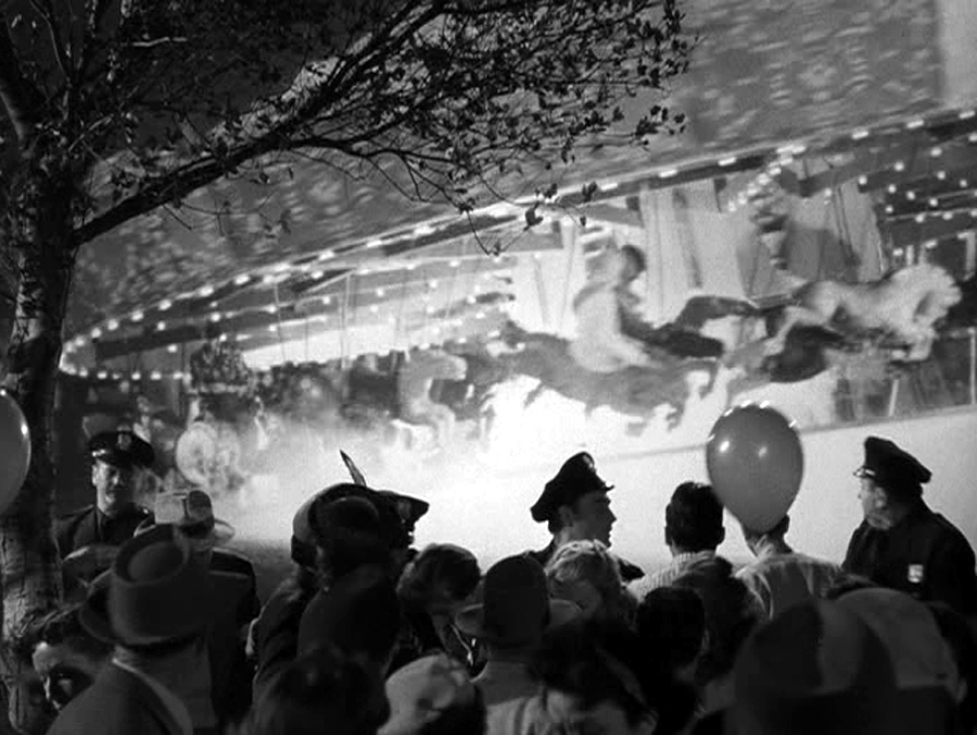 13: STRANGERS ON A TRAIN - Alfred Hitchcock (1951)