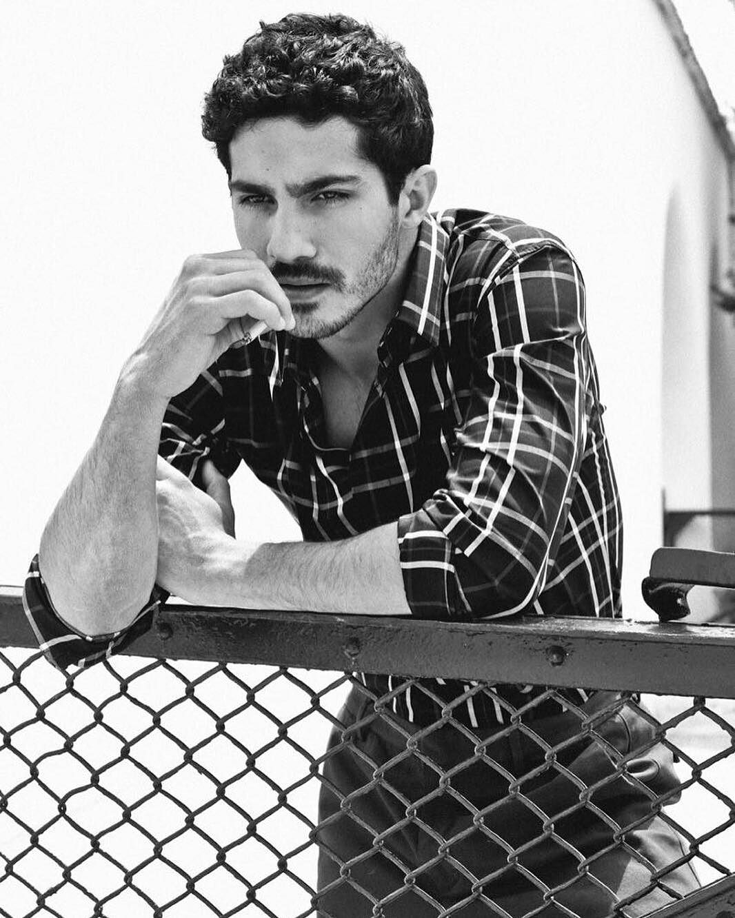 INSTAFAVES : CHINO DARIN (ARGENTINIAN ACTOR) | ARGENTINEMEN ARCHIVES