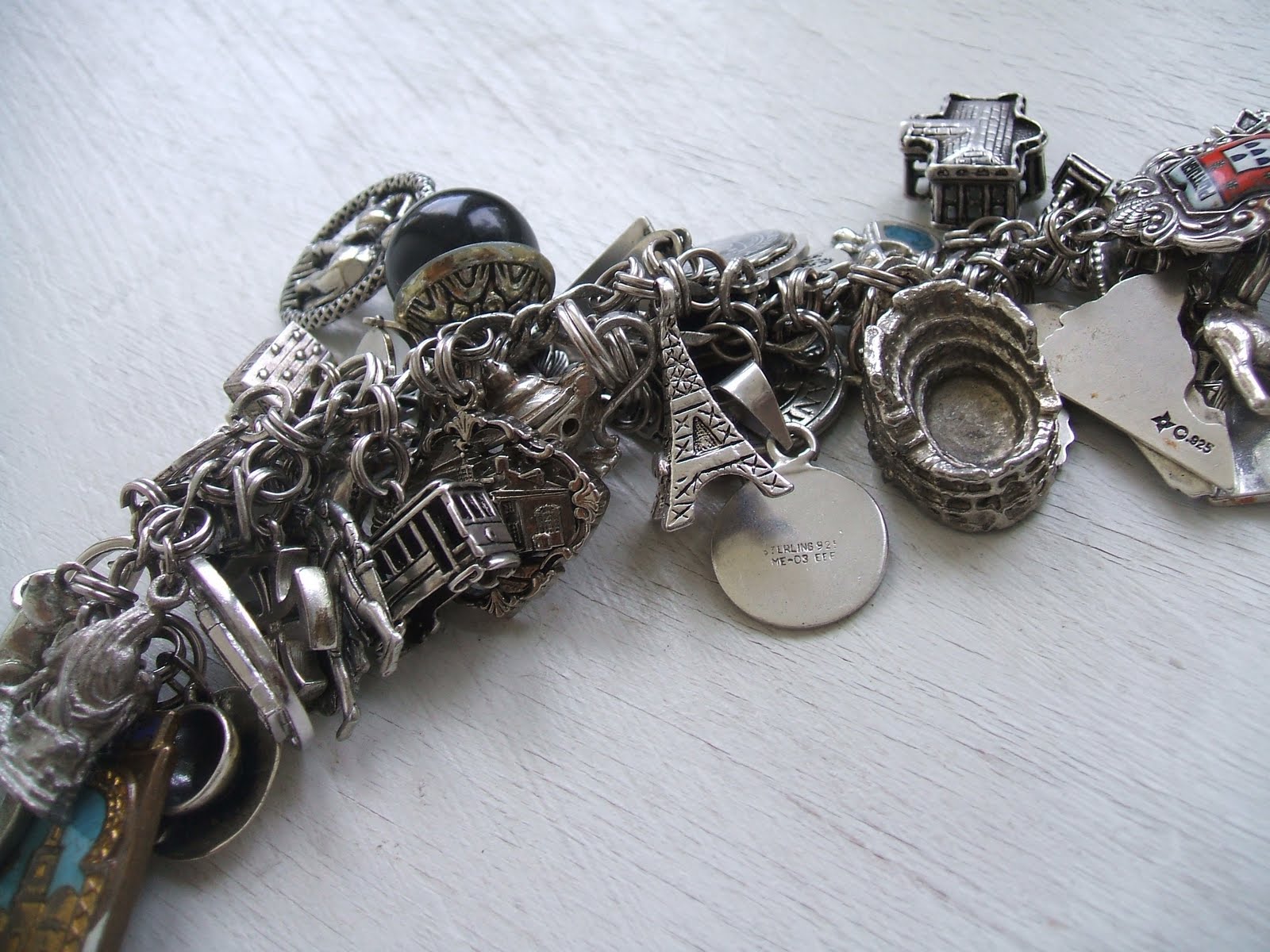 Vintage Jewels and Gadgets: My Traditional Vintage Charm Bracelet