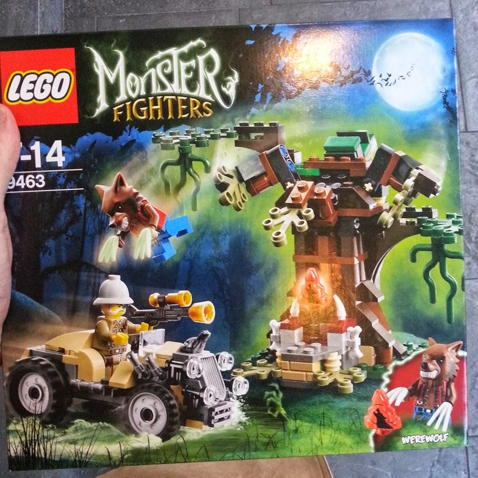 Lupine Book Club: Lego Review - The Werewolf (9463)