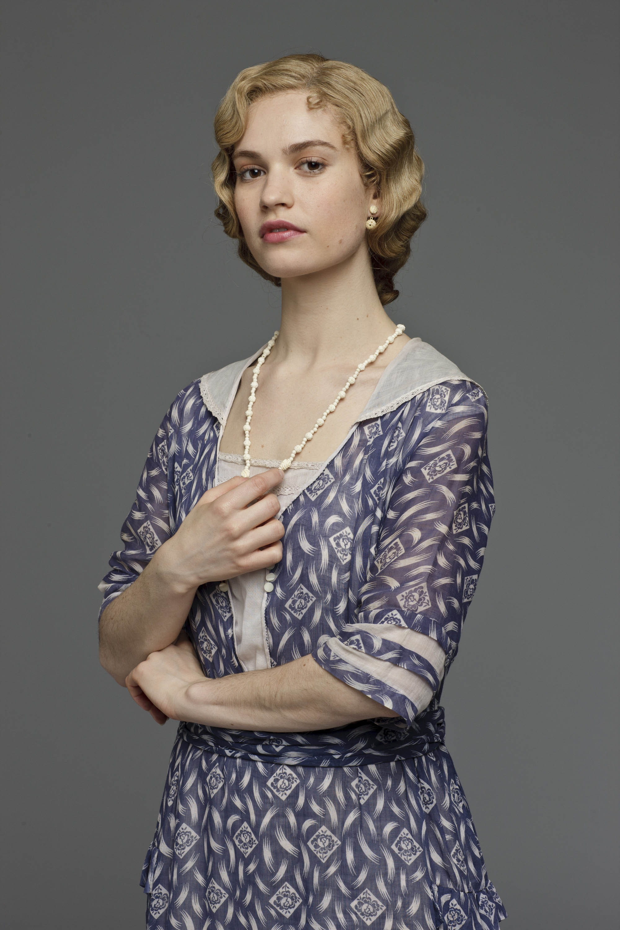 Lily James pictures gallery (19) | Film Actresses