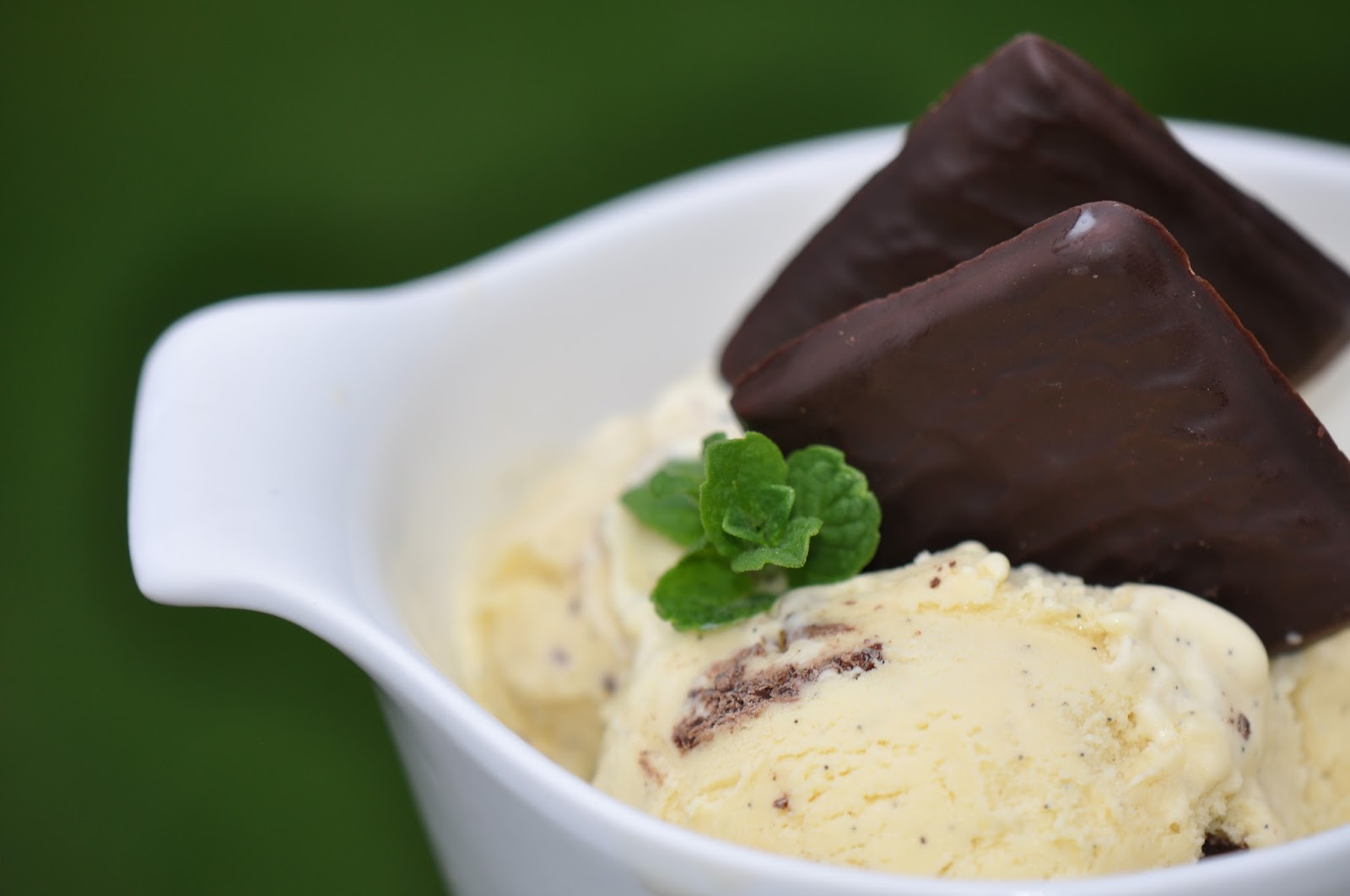 Kom til bords!: After eight iskrem