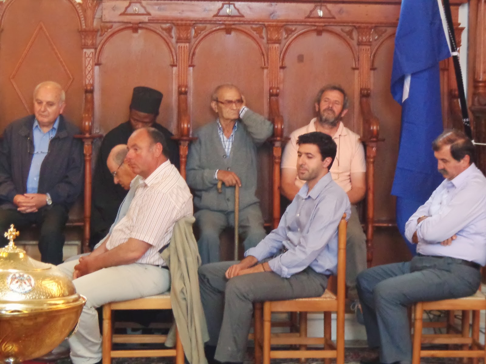 Θαβώρειο Φως: Ο ΗΓΟΥΜΕΝΟΣ ΤΗΣ ΙΕΡΑΣ ΜΟΝΗΣ ΑΓΙΟΥ ΠΑΥΛΟΥ ΑΓΙΟΥ ΟΡΟΥΣ ΣΤΟΝ ...
