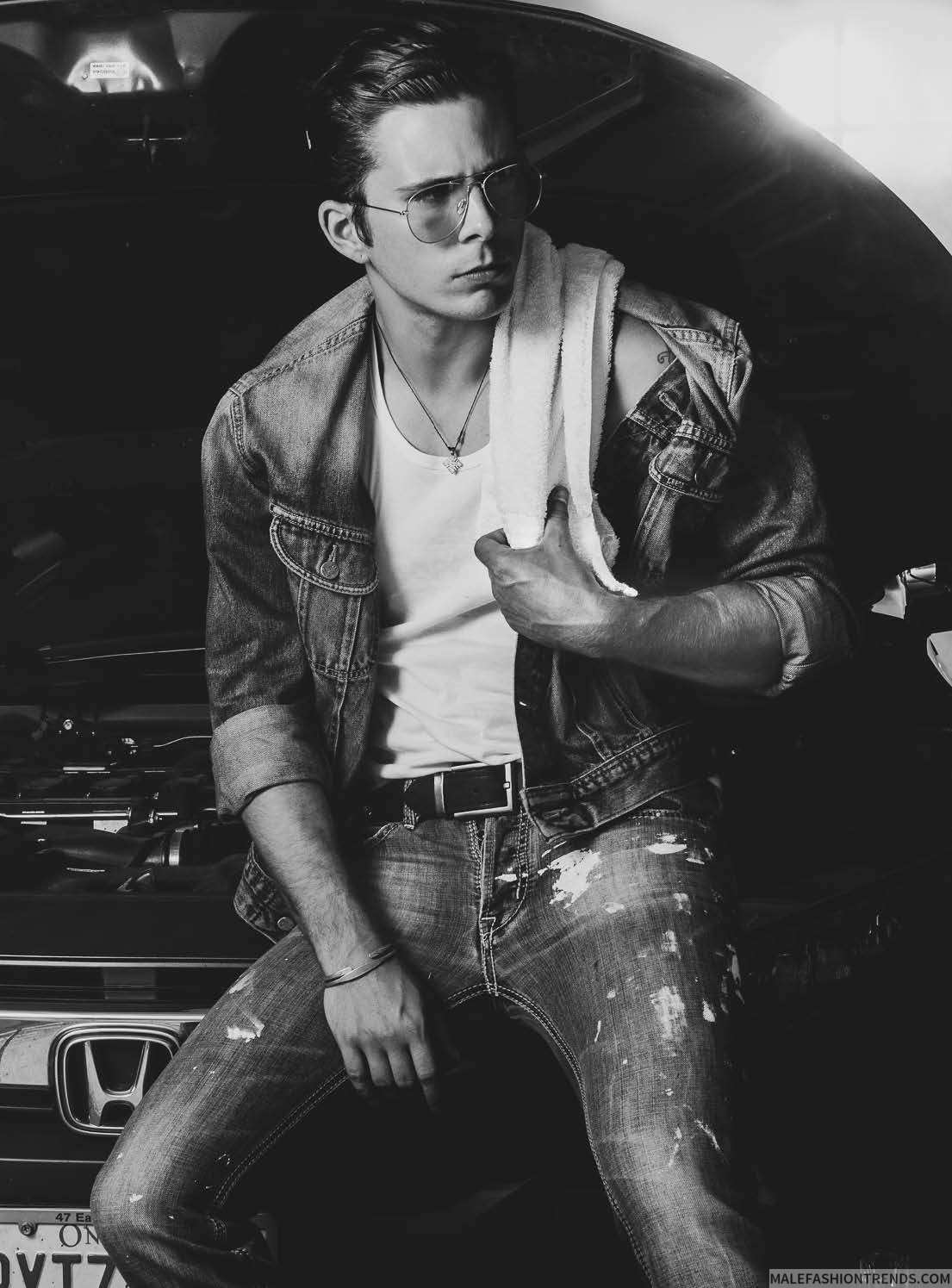 Sean McDonald para ADON Magazine por Paul Jamnicky