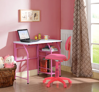 Childrens Desks: Childrens Desks