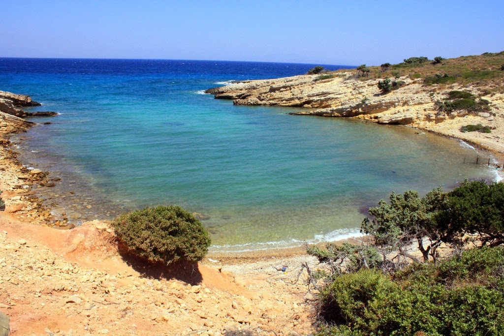 FRAMMENTI DI VIAGGI: Guida all'isola di LIPSI Grecia
