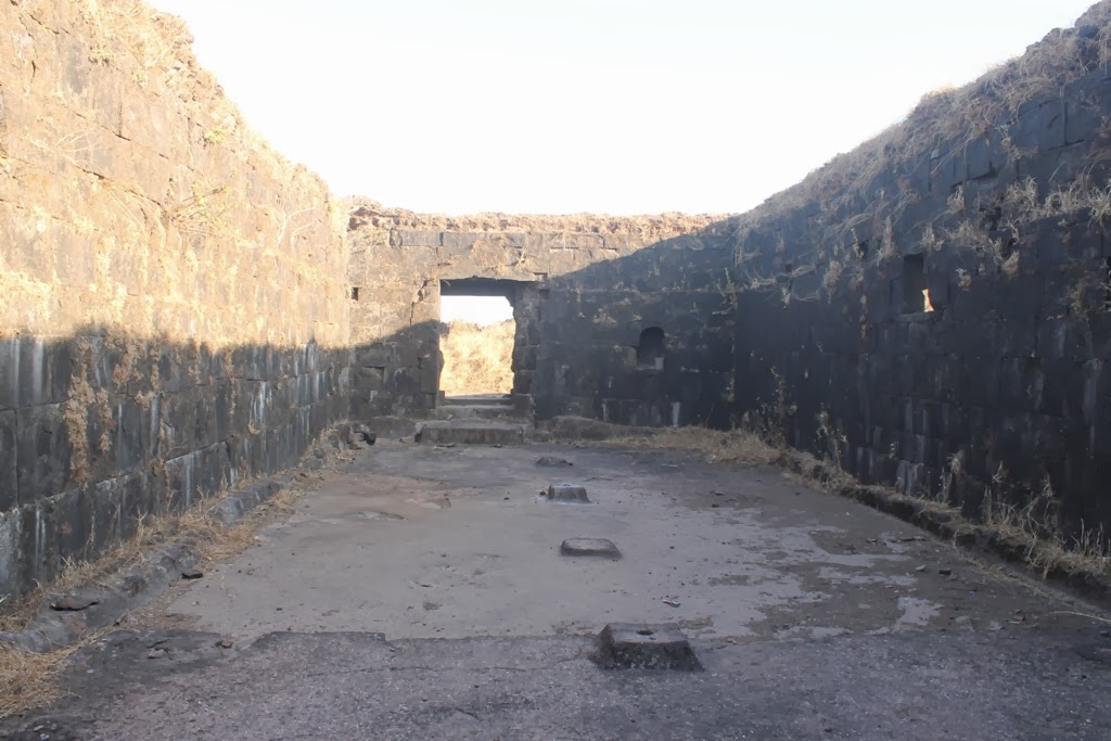 My travelogues: Rajmachi - a delightful trek and the twin forts of ...