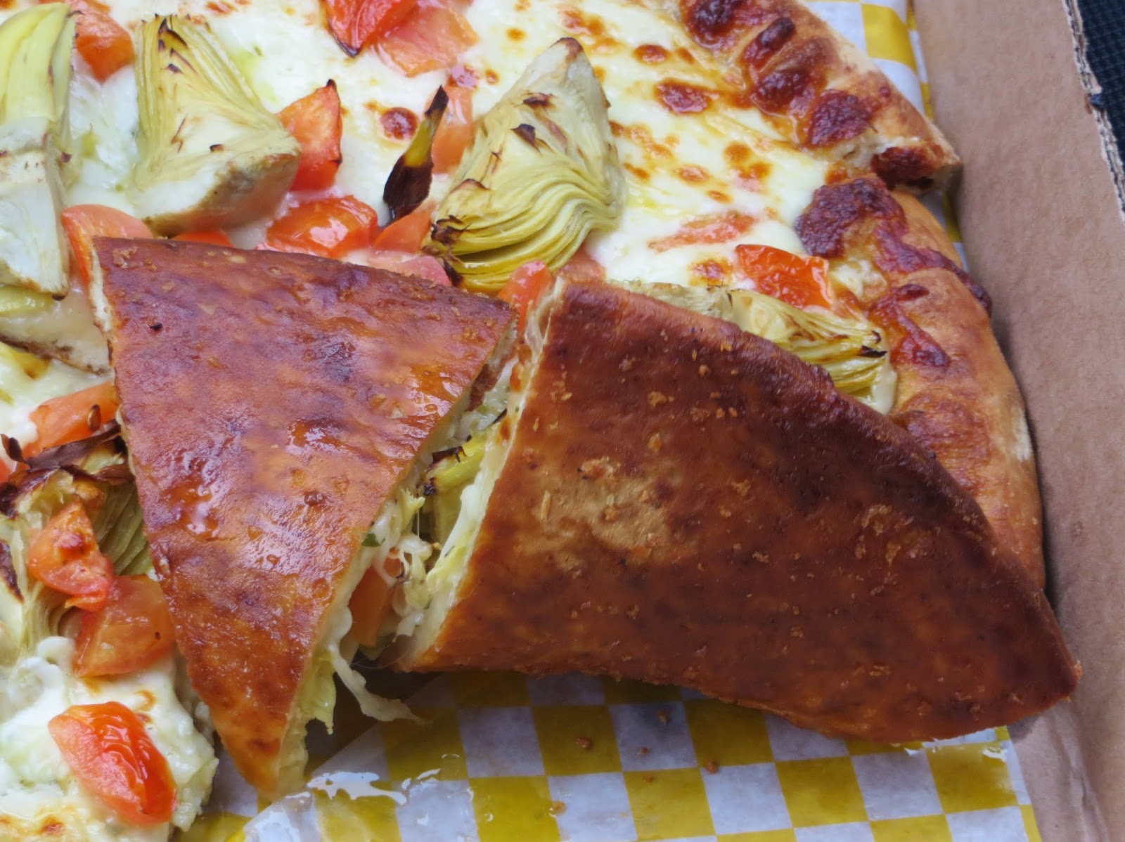 The Rochester NY Pizza Blog: Bee Hive, Canandaigua