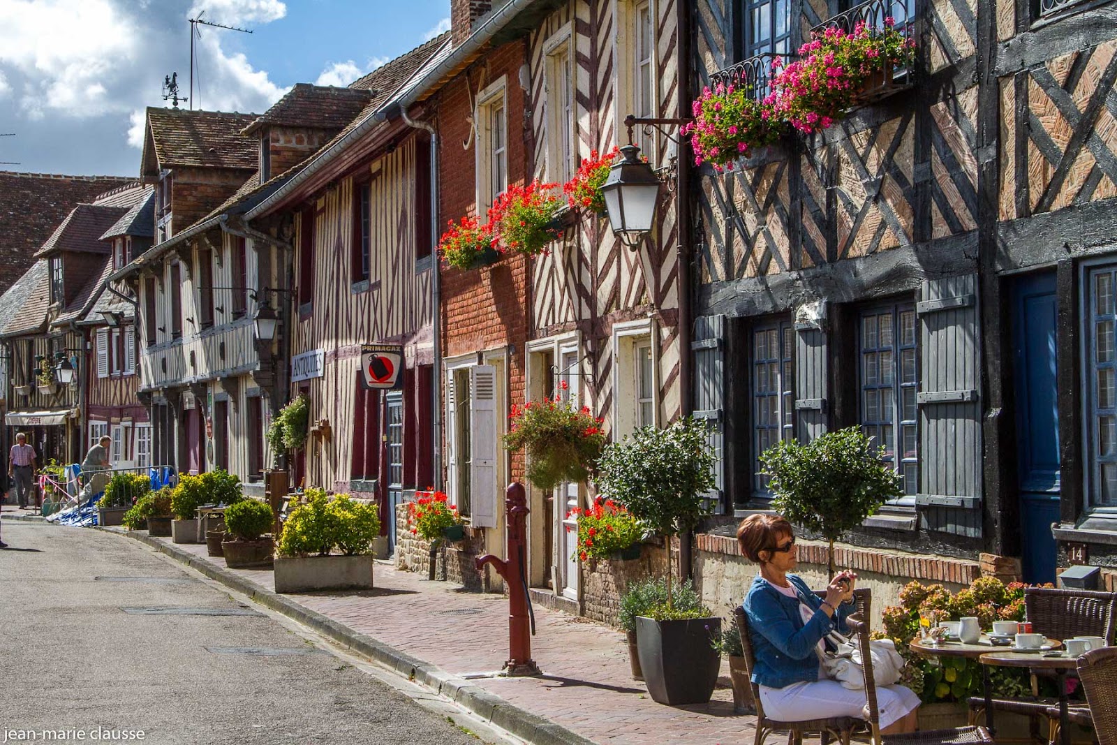 Découvrir la France en photos: 6 - BEUVRON EN AUGE. (Calvados - 14)
