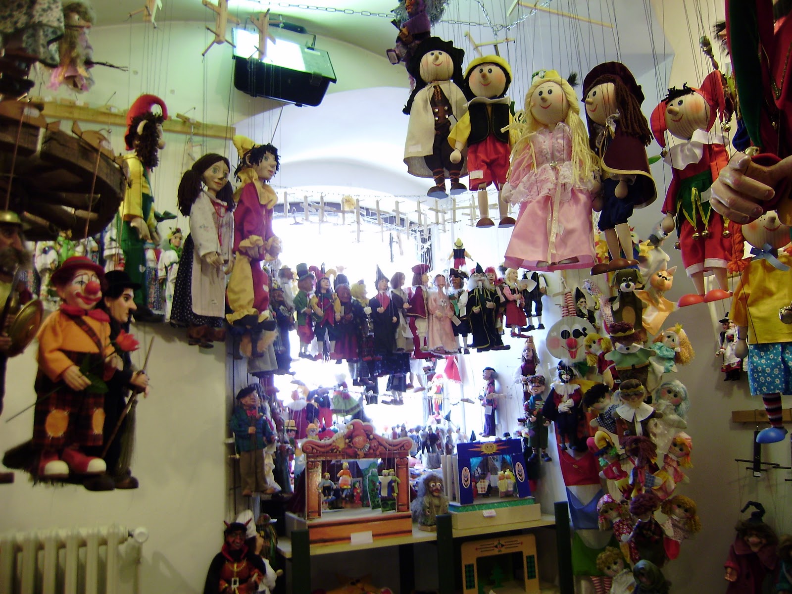 Creativity Education for Children: Show recommendation April 2011 ...