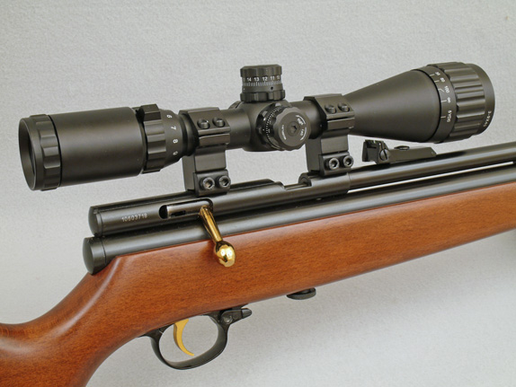 Archer on Airguns: New Leapers UTG 3-9x40AO Scope Includes Airgun Rings.