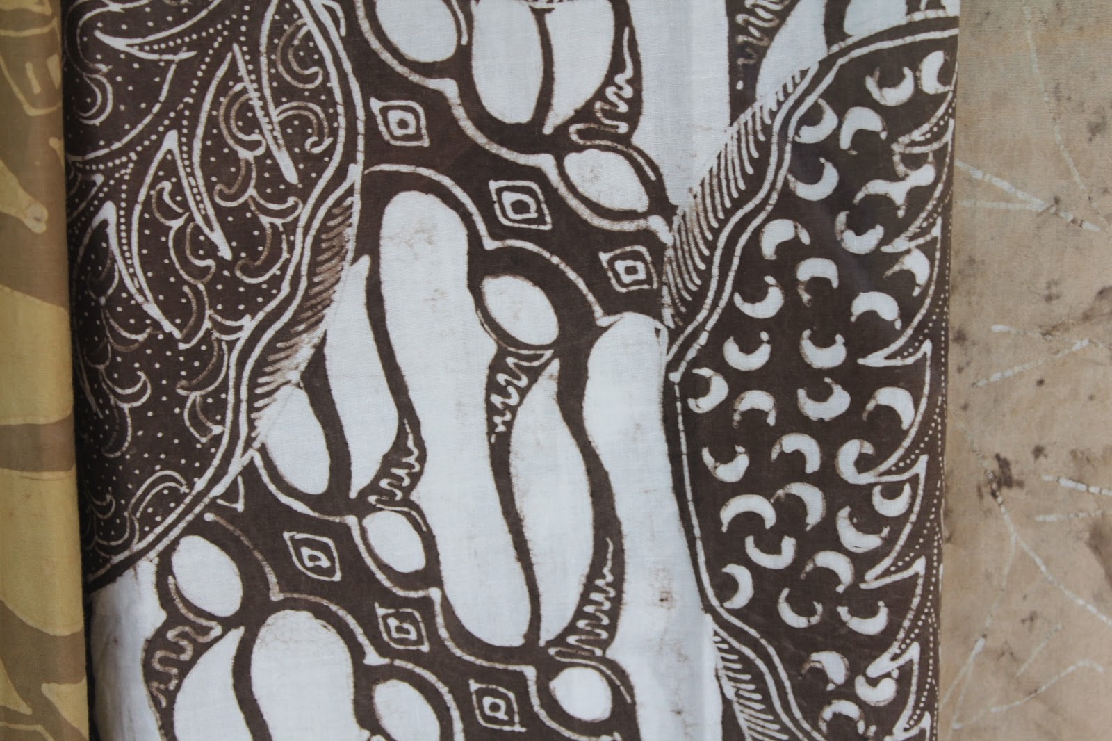 BATIK MBAKO TEMANGGUNG: BATIK MBAKO TEMANGGUNG