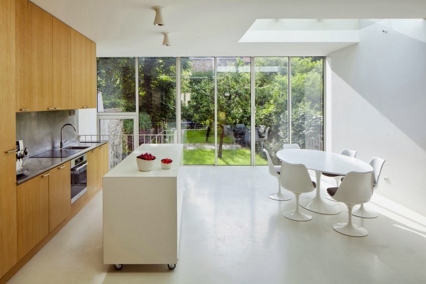 Casa en Vincennes Con Un Brillante y Claro Interior Moderno