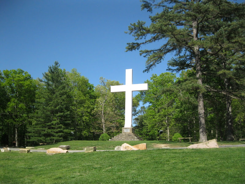 Wind Songs: The Sewanee Cross