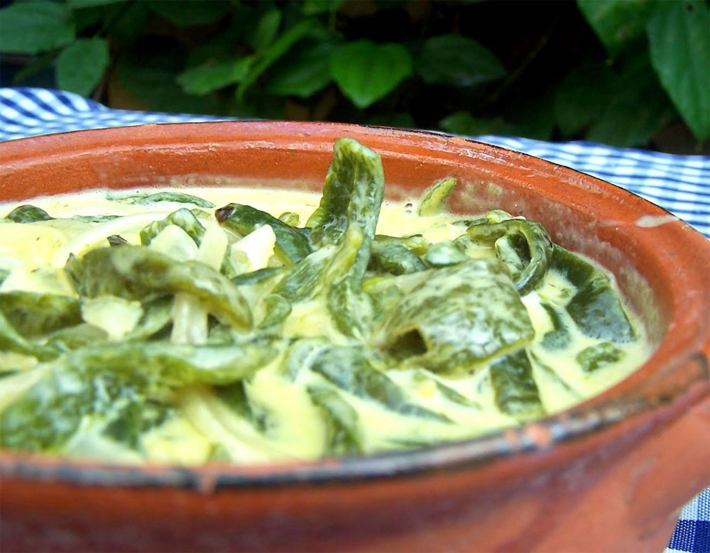 Globalneworg: Rajas de chile poblano con elote y crema