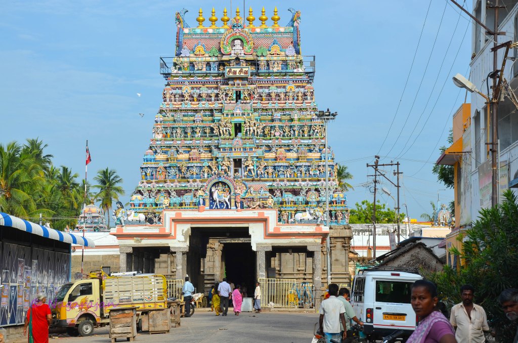 Tamilnadu Tourism: Padaleeswarar Temple, Cuddalore
