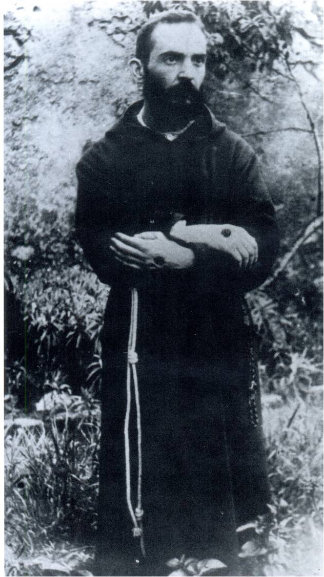 Foto-Biografía del P. Pío | San Pío