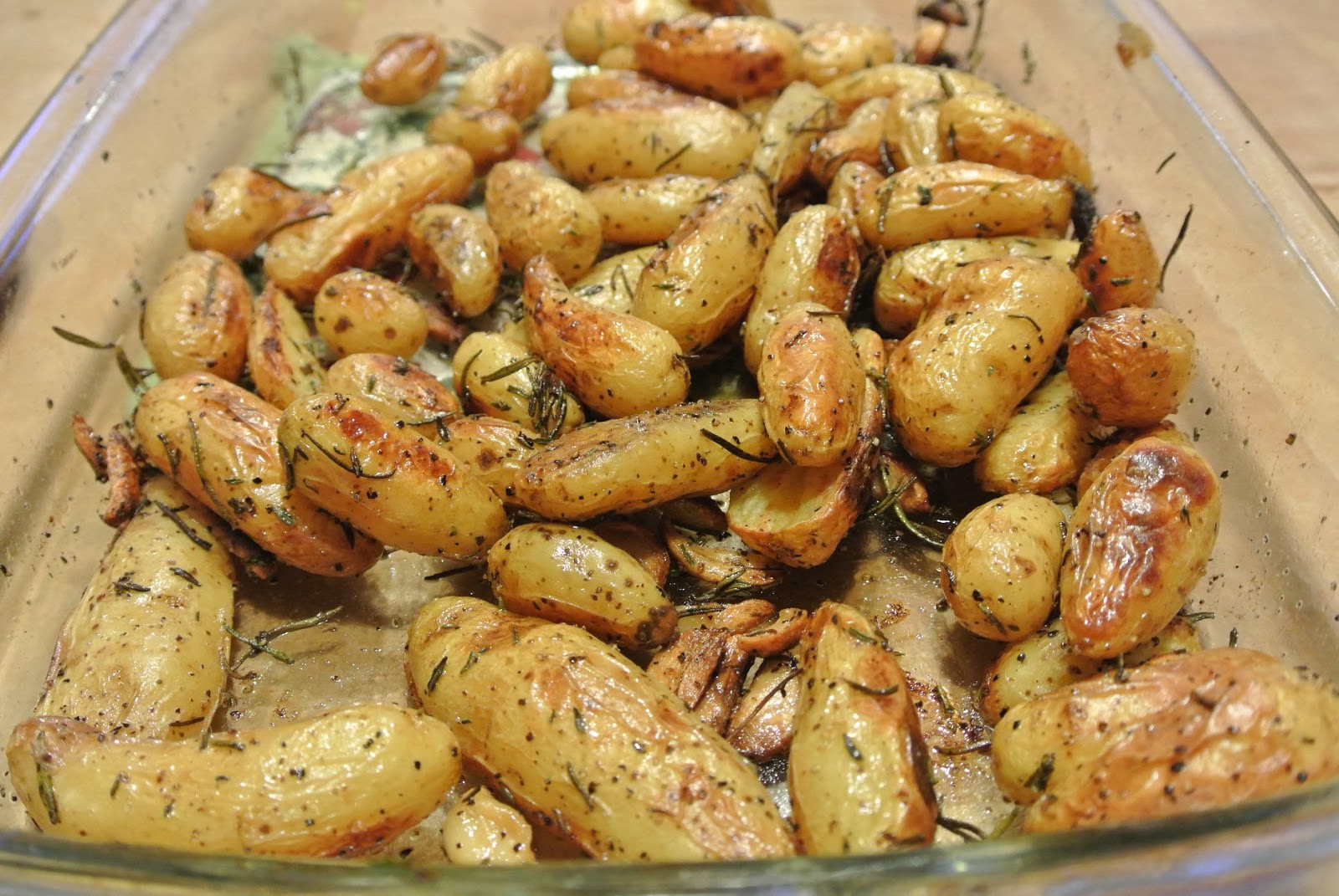 Mom, What's For Dinner?: Roasted Fingerling Potatoes