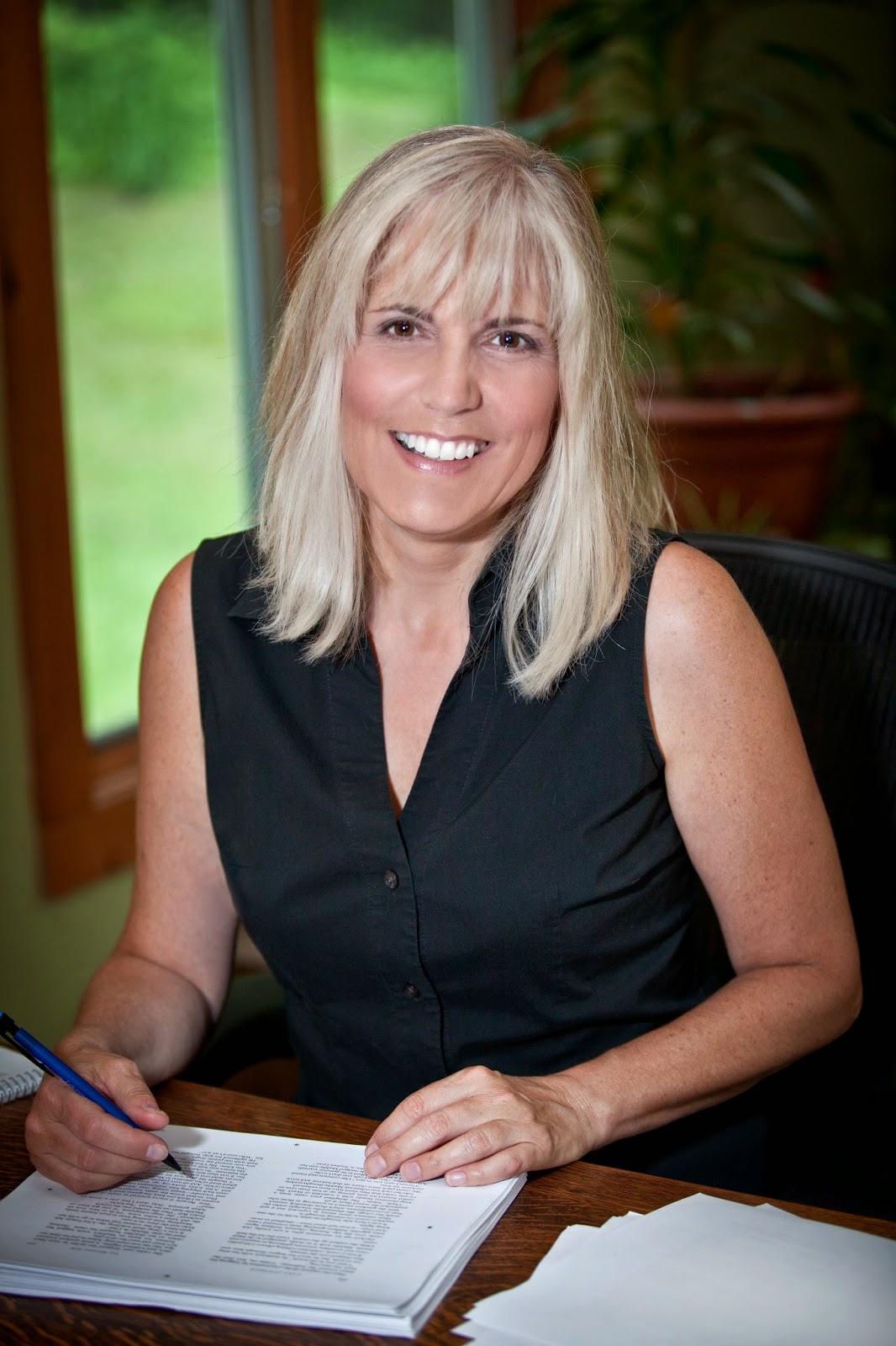 The Wedding Gift by Cara Connelly #Excerpt #Giveaway | Book Liaison