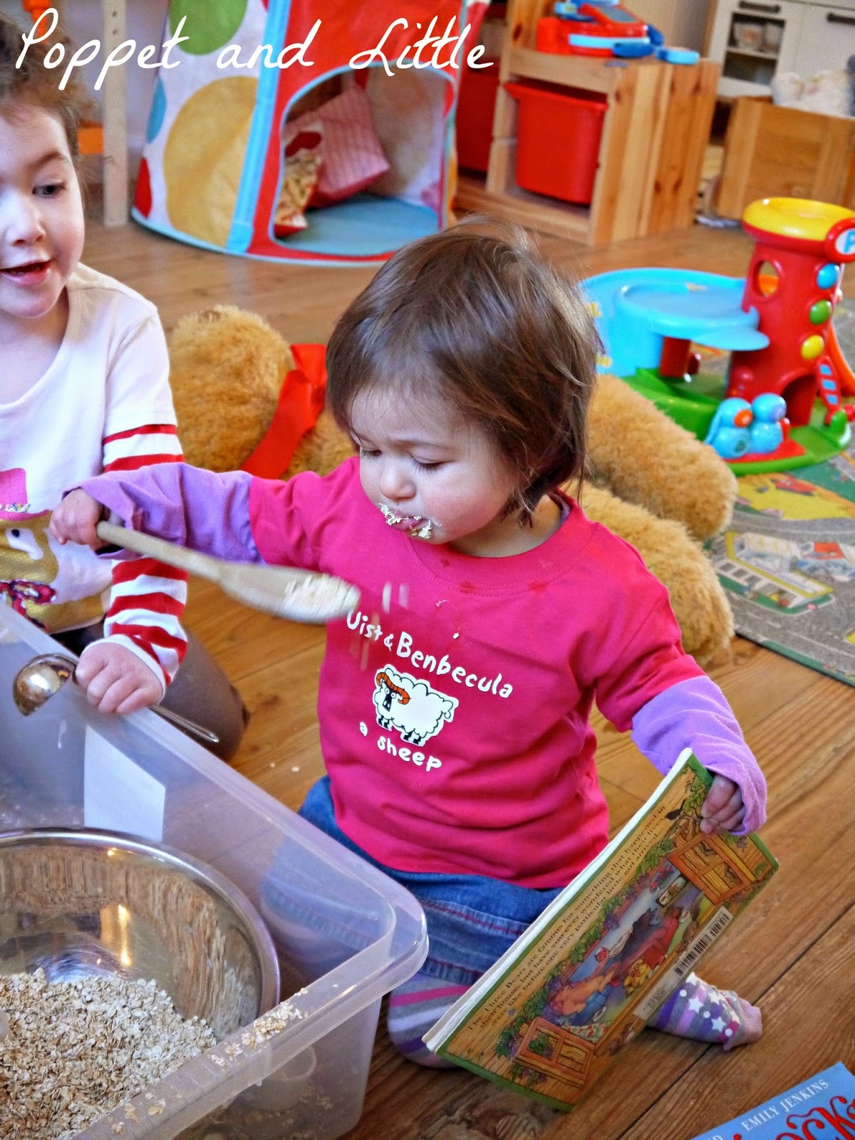 Poppet and Little: Goldilocks and the Three Bears Sensory Play