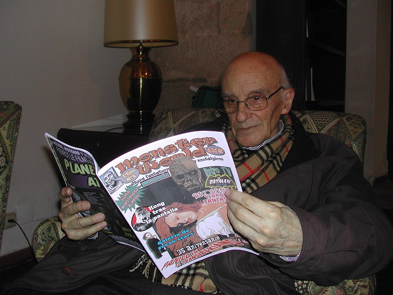 NOTICIAS Y EFEMERIDES MUSICALES Y DEL CINE: MUERE EL DIRECTOR DE CINE E ...