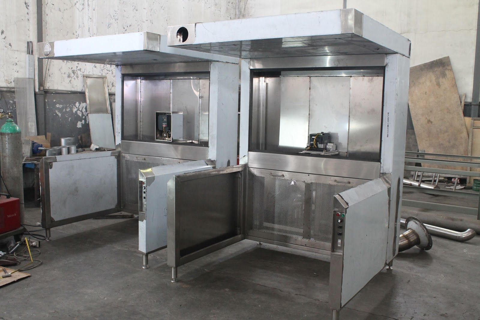 MESIN FARMASI: SAMPLING BOOTH LAF