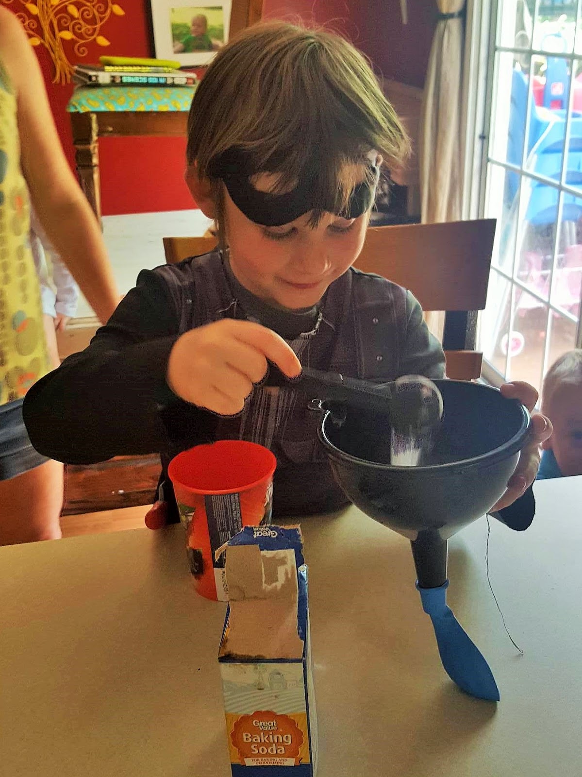 Triplets + Toddler: Science Experiment Play Date