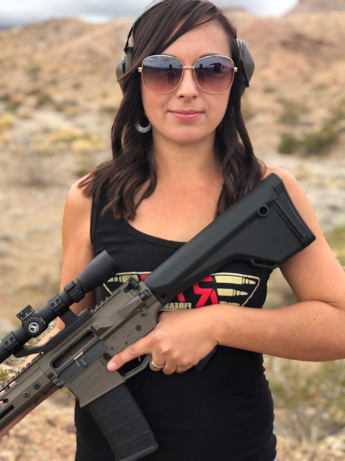 Amazing WTF Facts: Military girl • Women in the military • Army girl ...