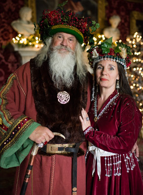 CAN THE REAL FATHER CHRISTMAS PLEASE TAKE A BOW