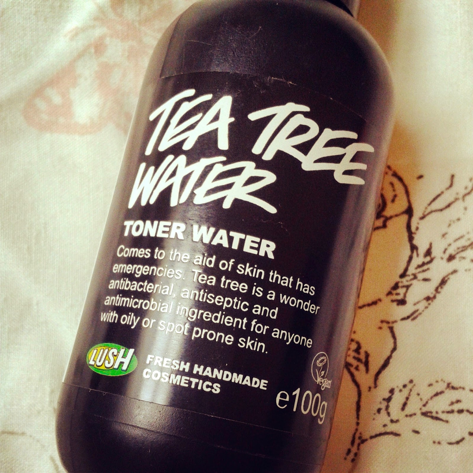 Miss Sajja: Lush Toner Waters Review | Tea Tree & Eau Roma