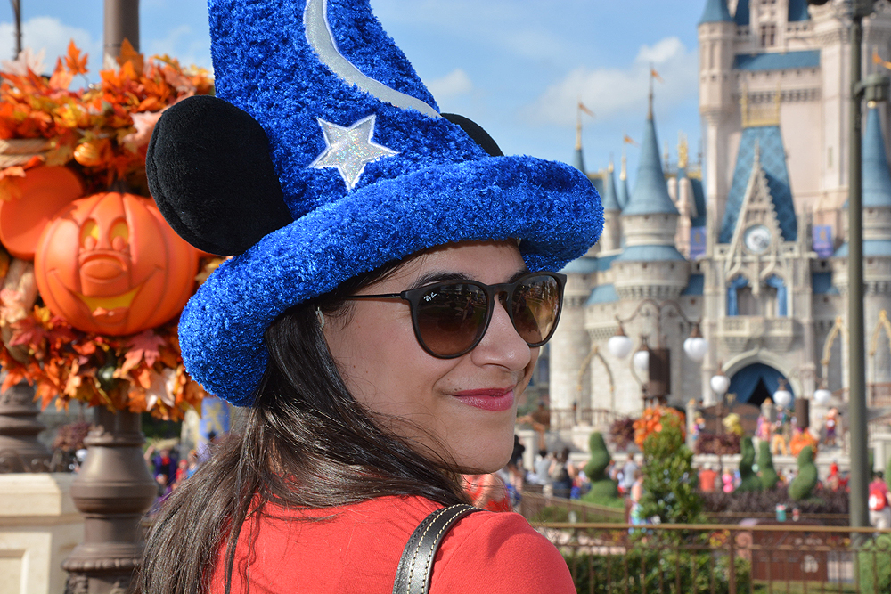 {outfit} Easy Sorcerer Mickey Costume & Mickey's Not So Scary Halloween ...